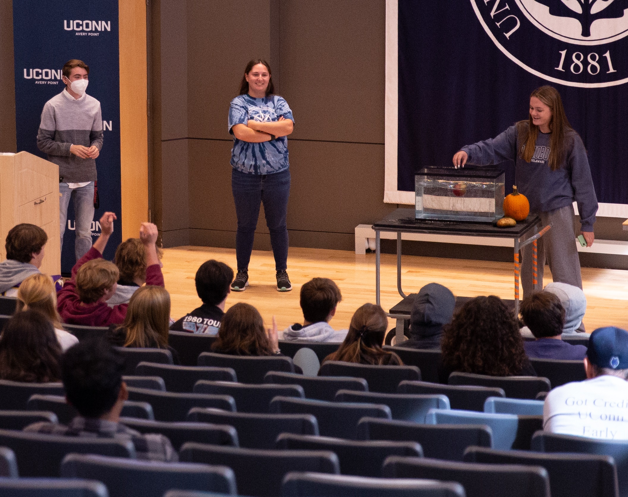 Marine Sciences faculty and students participate in Early College ...